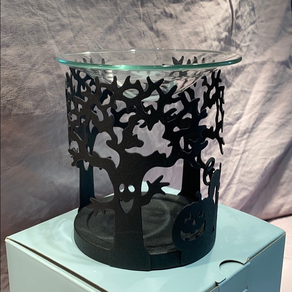 PartyLite | Accents | Retired Partylite Trick Or Treat Fragrance Warmer ...
